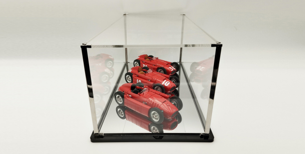 BUNDLE CMC Bundle Lancia D50, including showcase - CMC GmbH & Co. KG