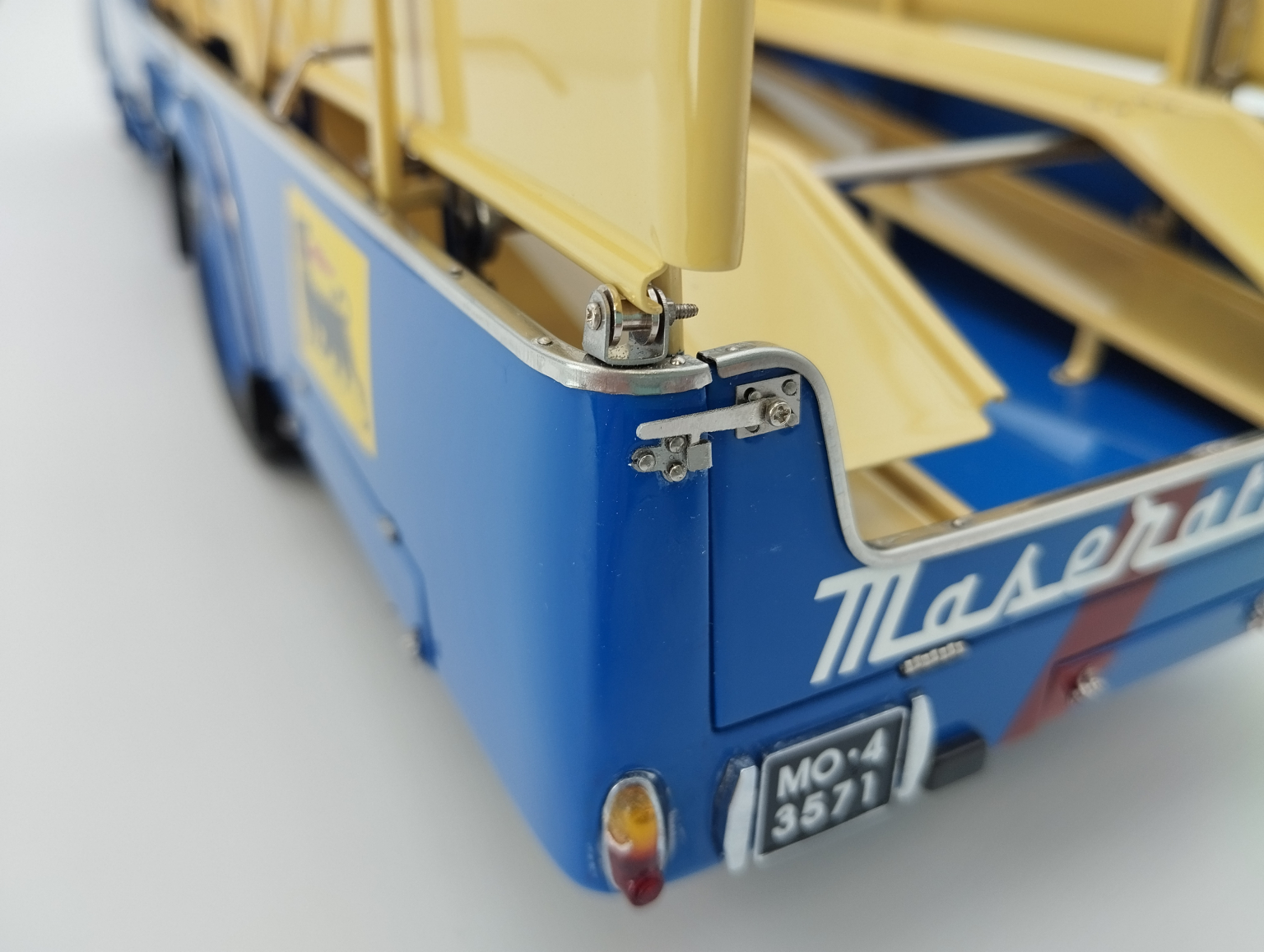 CMC Maserati Racing transporter, Typ Fiat 642 RN2 Bartoletti, 1957 ...